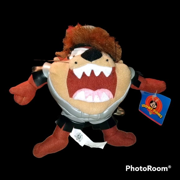 Warner Bros. | Toys | Tasmanian Devil Taz Knight Armor Looney Tunes ...